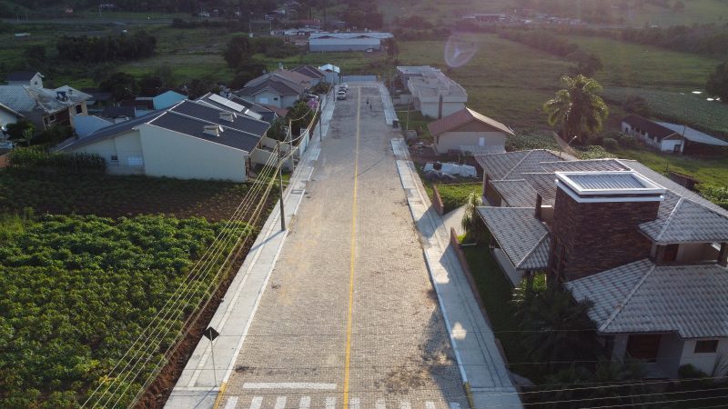 Calçamento da rua Arno Becker será inaugurado nesta quarta - Grupo A Hora